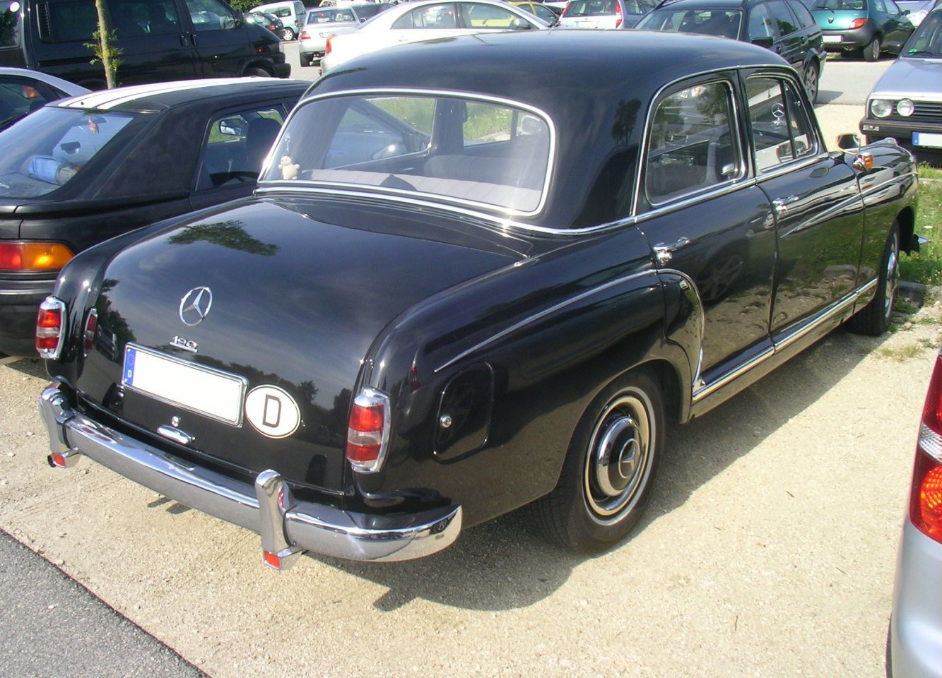 Mercedes-Benz W121 Sedan 190 D (50 Hp)